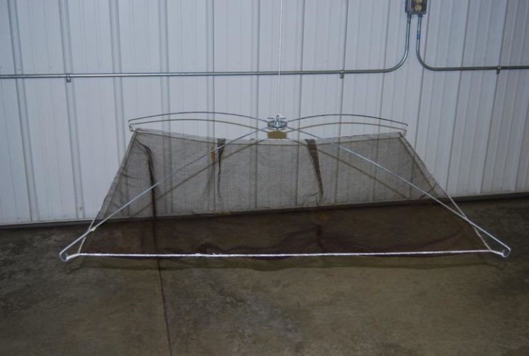 Drop net 36" X 36"X 1/ 8" Nylon Rep. Net - Douglas Net Company